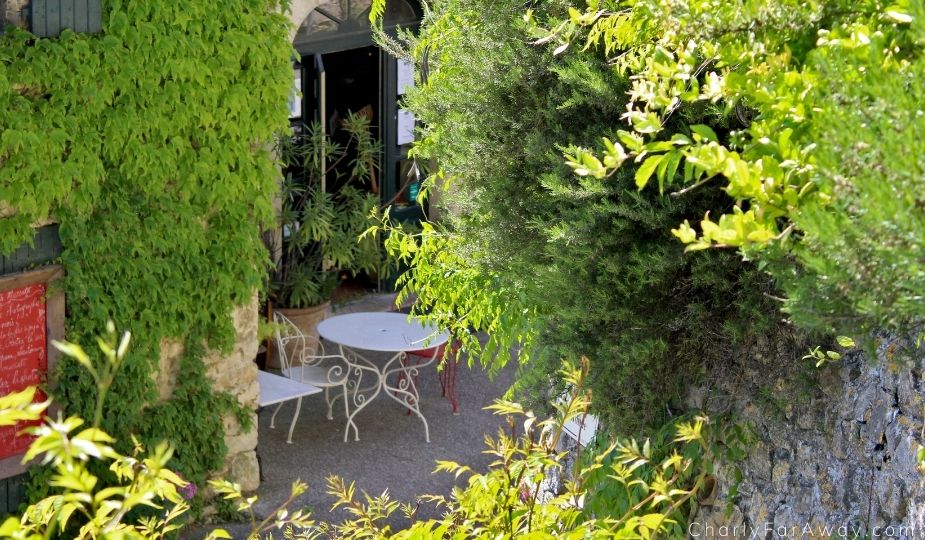 Mirmande et Cliousclat, villages perchés de la Drôme - Charly Far Away